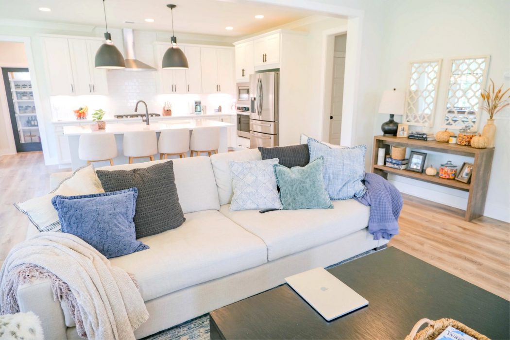 A Downstairs Home Tour before We Start Fall Projects!